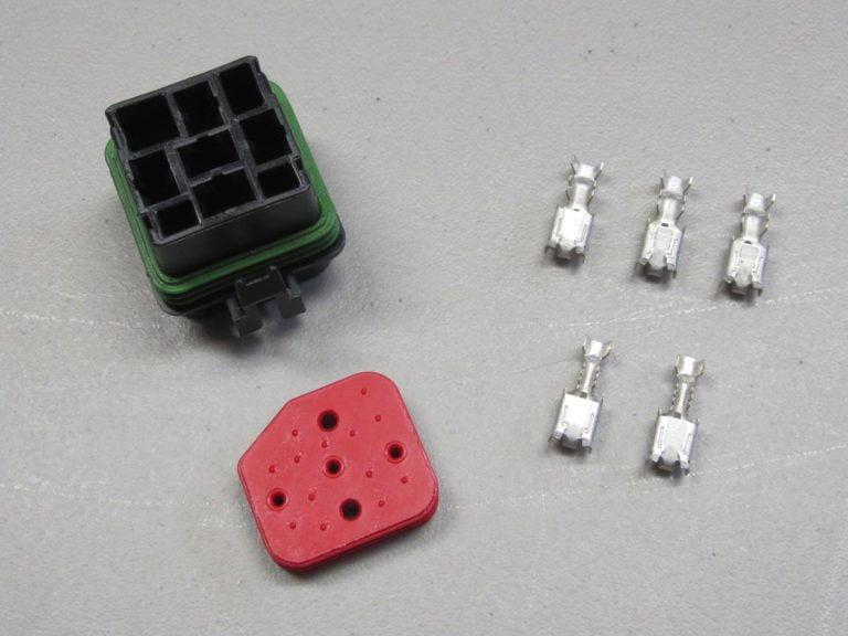 Waterproof Relay Socket Kit – CE Auto Electric Supply